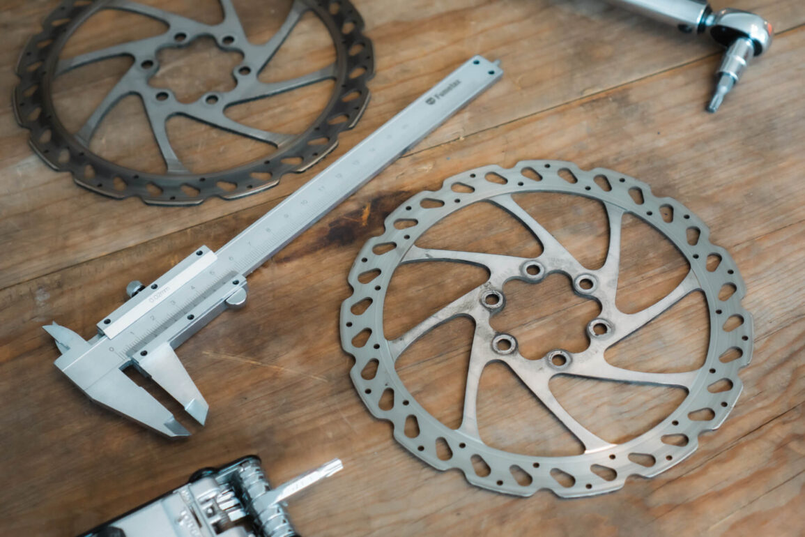 Cómo armar una rueda de bicicleta - PEDALIA